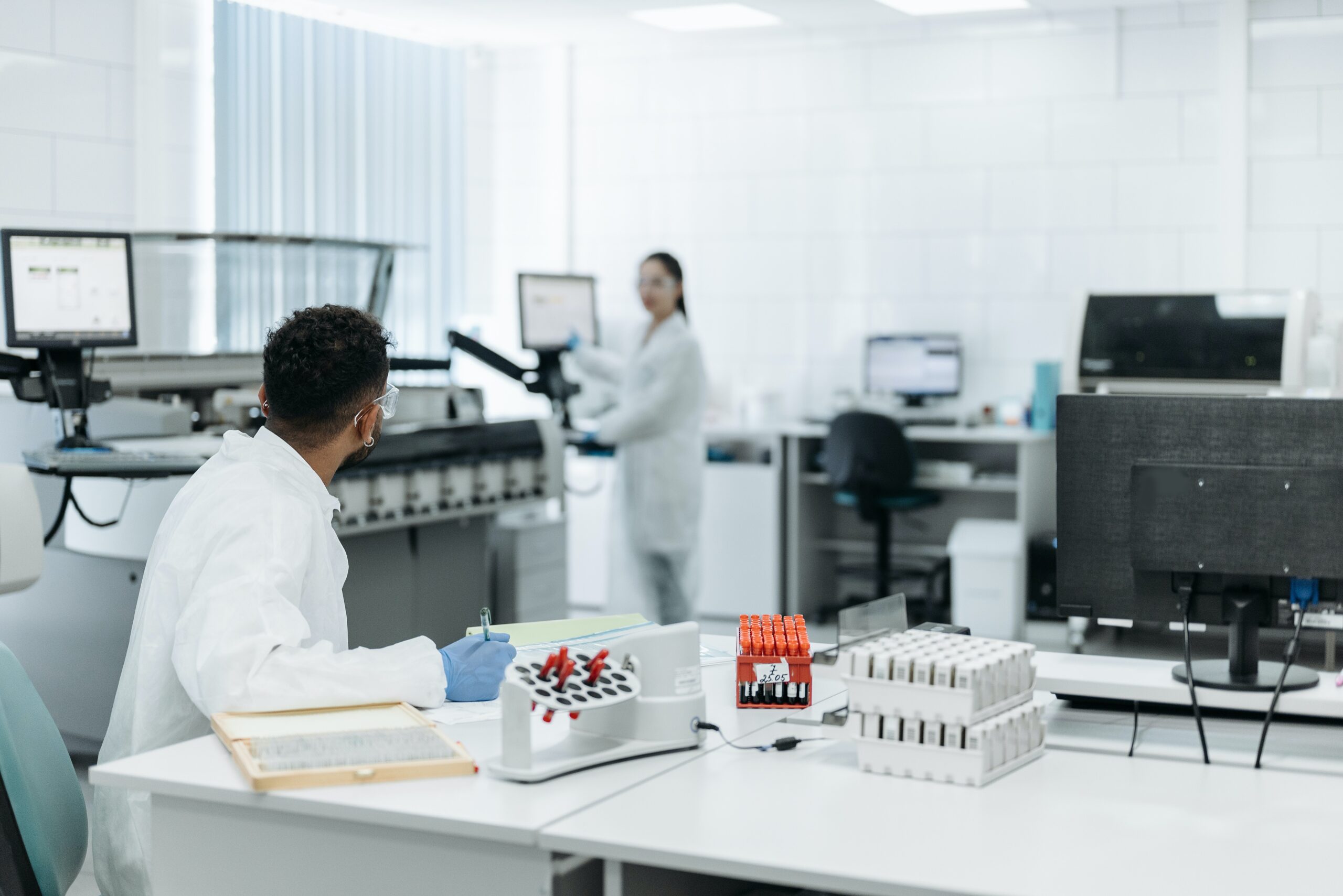 Temperature Monitoring for Vaccines | 24/7 Alert IoT System